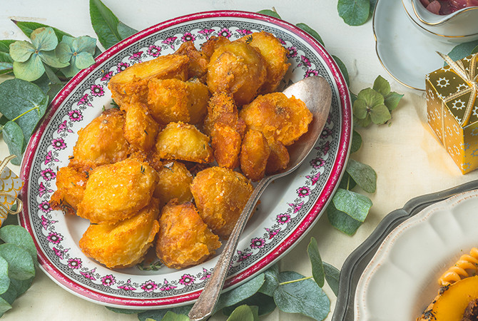 Biologische Vegan Crispy Roasted Aardappelen met Mayo